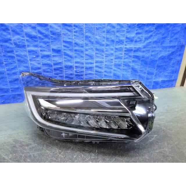 1561 ステップワゴンスパーダ RP3 RP4 後期 右ライト LED 100-62282 J1 美品 : V TRUST - 通販 - Yahoo!ショッピング