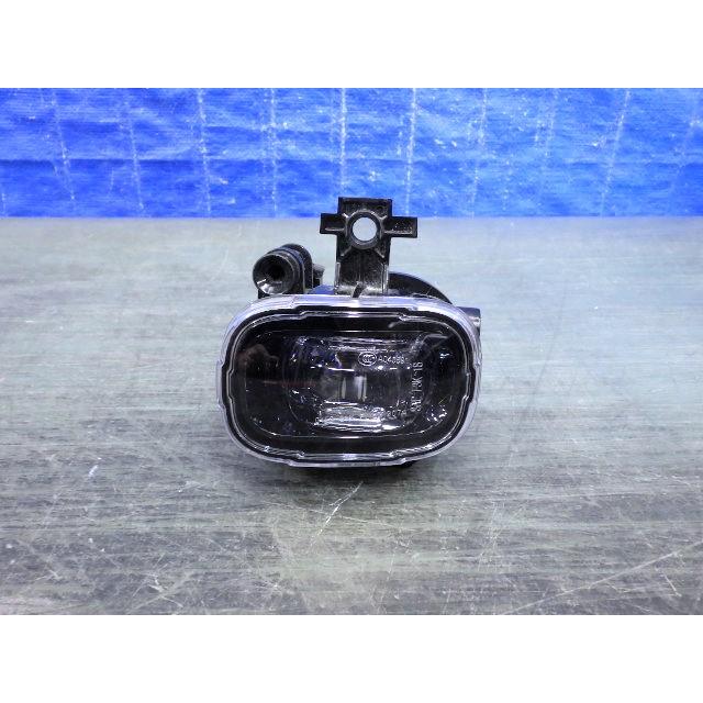 S142 キックス P15 左フォグ LED 26155 8990D ノート E13 美品 : V TRUST - 通販 - Yahoo!ショッピング