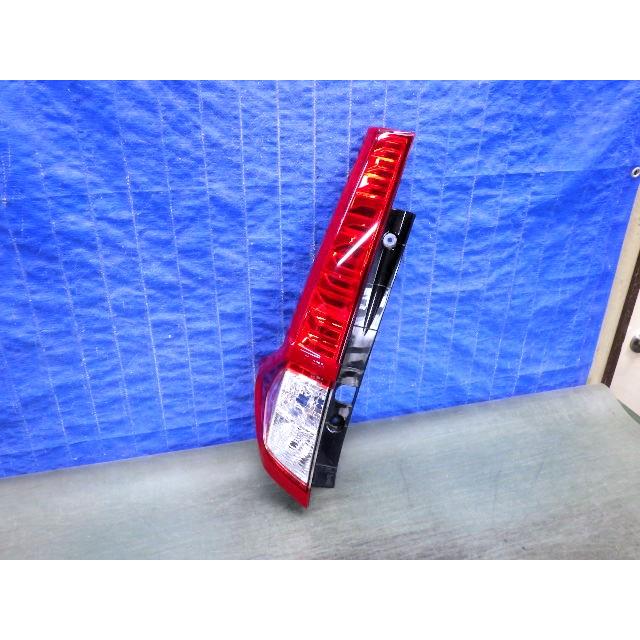 K1002 ルーミー M900A M910A 左テール 220-69044 トール M900S M910S ジャスティ M900F M910F 美品 : V TRUST - 通販 ...