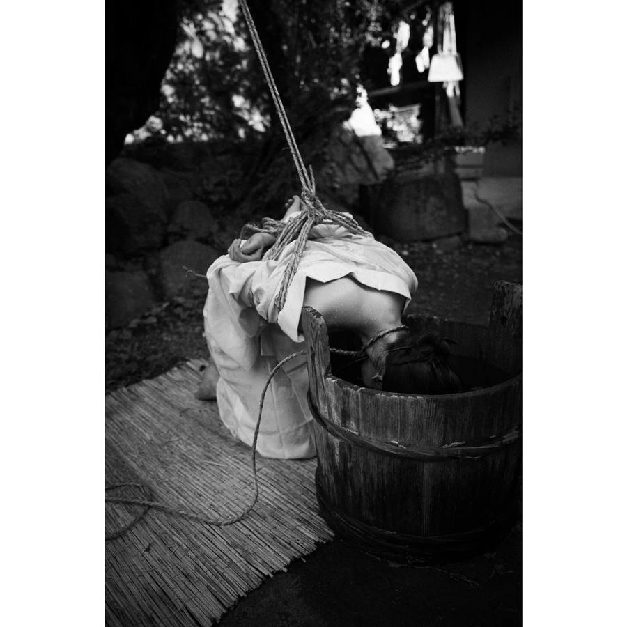 『緊縛ROCA vol.3』 : ヴァニラ画廊ウェブストア - 通販 - Yahoo!ショッピング