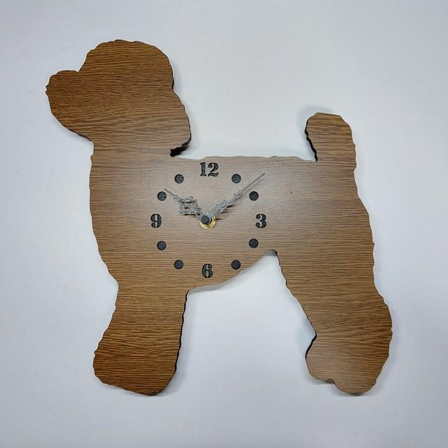 ワンちゃんシルエット時計 トイプードル 茶色 静音壁掛け時計 おしゃれ 職人が作る日本製 プレゼント 贈り物 : t-0003 : VANIVOヤフー店 - 通販 - Yahoo!ショッピング