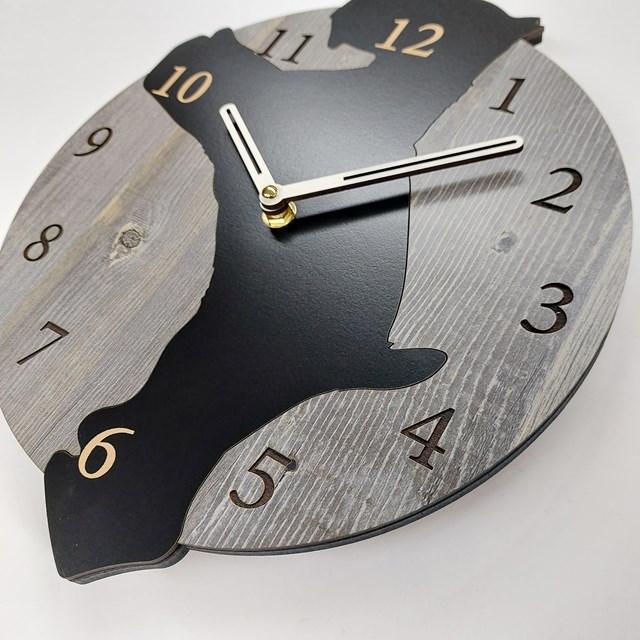 はみだし立ちワンちゃん壁掛け時計 シュナウザー 黒 静音壁掛け時計 おしゃれ 職人が作る日本製 プレゼント 贈り物 : VANIVOヤフー店 - 通販 - Yahoo!ショッピング