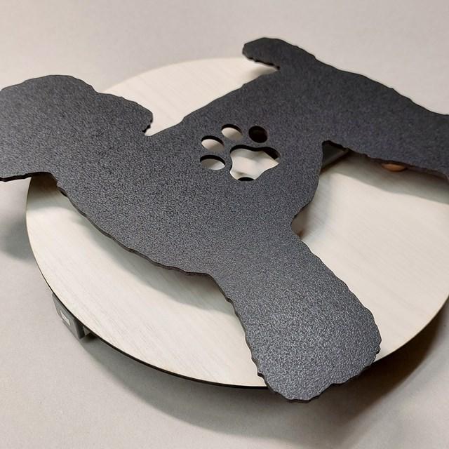 【人感センサー・ウォールライト】名入れ・文字入れ はみ出しワンちゃん トイプードル 黒 おしゃれ 職人が作る日本製 プレゼント 贈り物 : VANIVOヤフー店 - 通販 - Yahoo!ショッピング