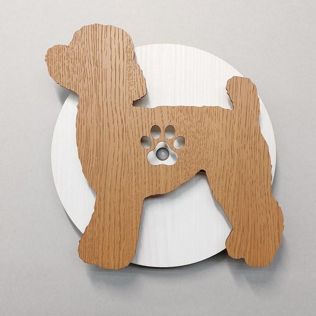 【人感センサー・ウォールライト】名入れ・文字入れ はみ出しワンちゃん トイプードル レッド おしゃれ 職人が作る日本製 プレゼント 贈り物 : VANIVOヤフー店 - 通販 - Yahoo ...