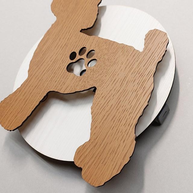 【人感センサー・ウォールライト】名入れ・文字入れ はみ出しワンちゃん トイプードル レッド おしゃれ 職人が作る日本製 プレゼント 贈り物 : VANIVOヤフー店 - 通販 - Yahoo ...