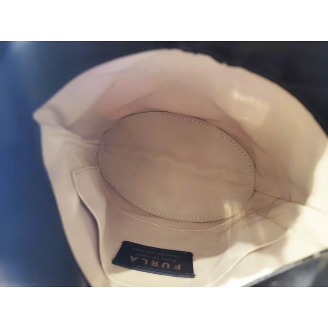 FURLA（フルラ） ラフィア ショルダー バッグ 斜めがけ 巾着 黒