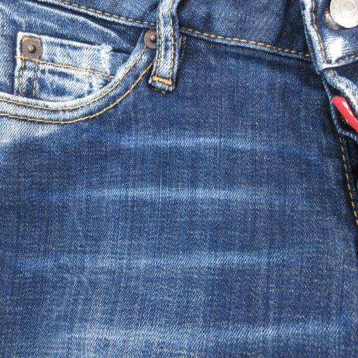 DSQUARED2（ディースクエアード） ジェニファー クロップド ジーンズ