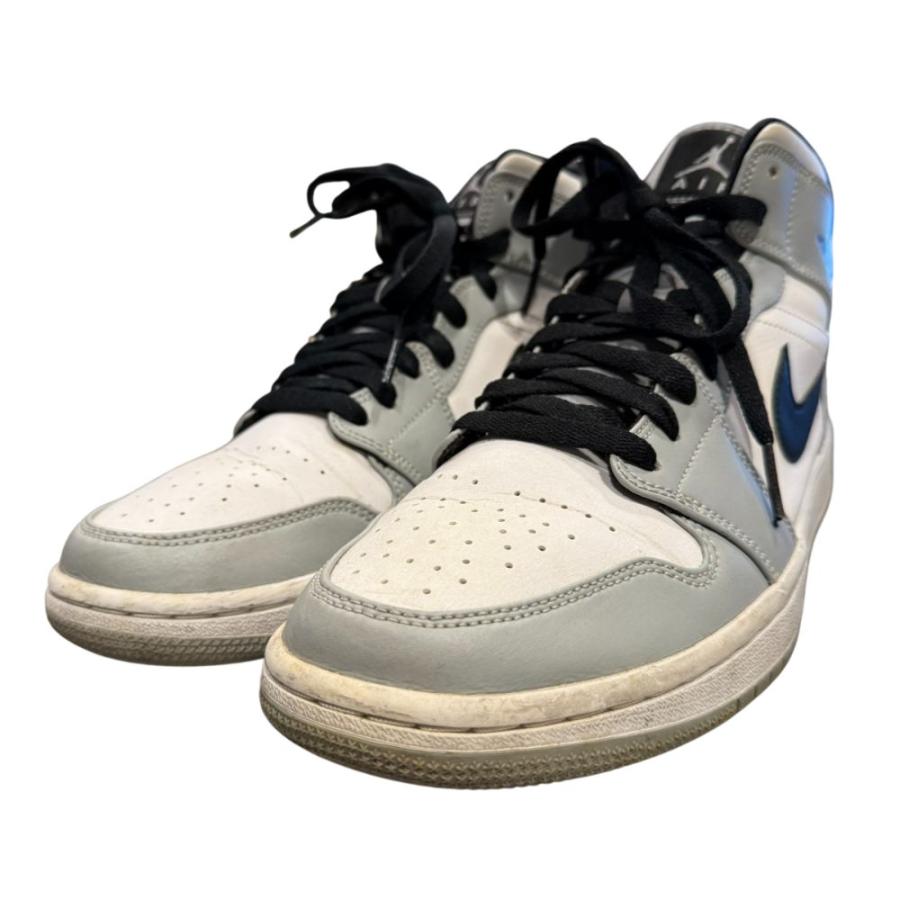NIKE（ナイキ） NIKE Air Jordan 1 Mid "Light Smoke エアジョーダン1 スニーカー 26.5 グレー ...