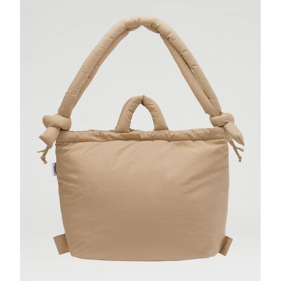 【取り寄せ】【OLEND｜オレンド】Ona Soft Bag 鞄 ショルダーバッグ リュックサック 斜め掛け バックパック ハンドバッグ ノートPC 大容量【ona-beige ...