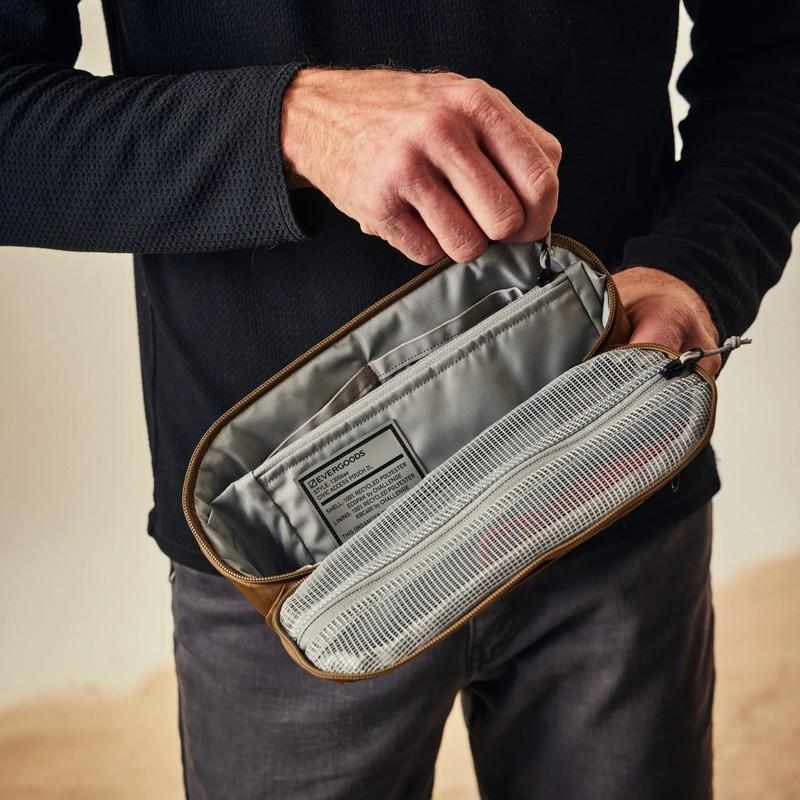 EVERGOODS エバーグッズ EVERGOODS CAP2 - Civic Access Pouch 2L Ecopak Bright ...