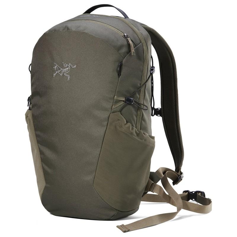 あすつく対応 アークテリクス ARC'TERYX Mantis 16 Backpack Tatsu X00000613608 : vic2 - 通販 - Yahoo!ショッピング