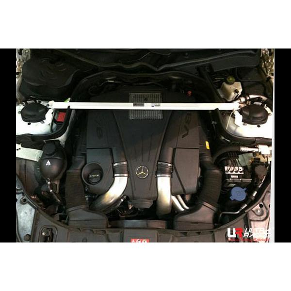 【Ultra Racing】 フロントタワーバー メルセデスベンツ Eクラス W218 218374 13/5- [TW2-2921 ...