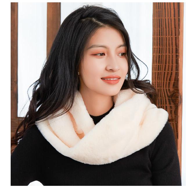 ふんわり暖かファーマフラー ファー ティペット マフラー レディース 女性 無地 パール【送料無料】 バーゲン : VinRouge - 通販 - Yahoo!ショッピング
