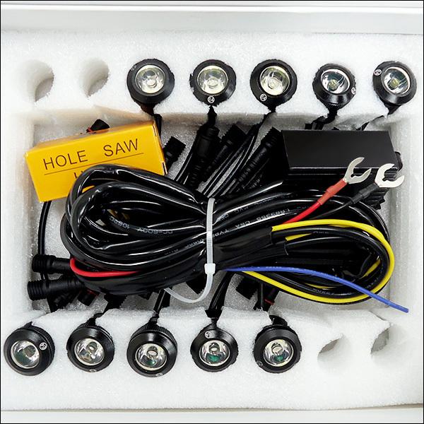 LEDデイライト 1W×10連 バンパー埋め込み型スポットライト ウィンカー連動可 減光可 防水 ブラックorシルバー R : viva ヤフーショッピング店 - 通販 - Yahoo!ショッピング