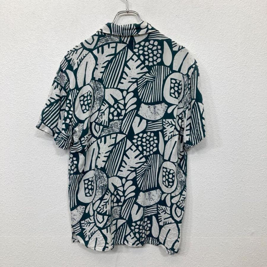 PULL&BEAR 半袖 シャツ Mサイズ 総柄 グリーン ホワイト 古着卸 アメリカ仕入 t2409-3781 : 古着屋DEN ヤフーショッピング店 - 通販 - Yahoo!ショッピング