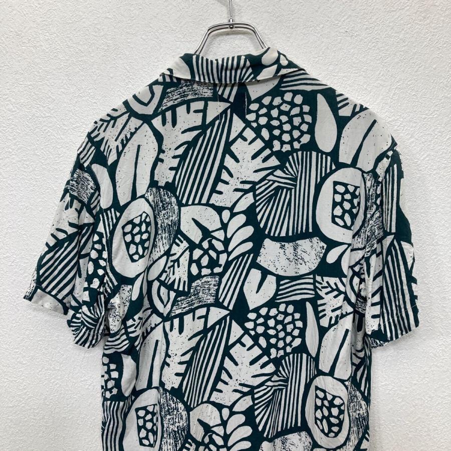 PULL&BEAR 半袖 シャツ Mサイズ 総柄 グリーン ホワイト 古着卸 アメリカ仕入 t2409-3781 : 古着屋DEN ヤフーショッピング店 - 通販 - Yahoo!ショッピング