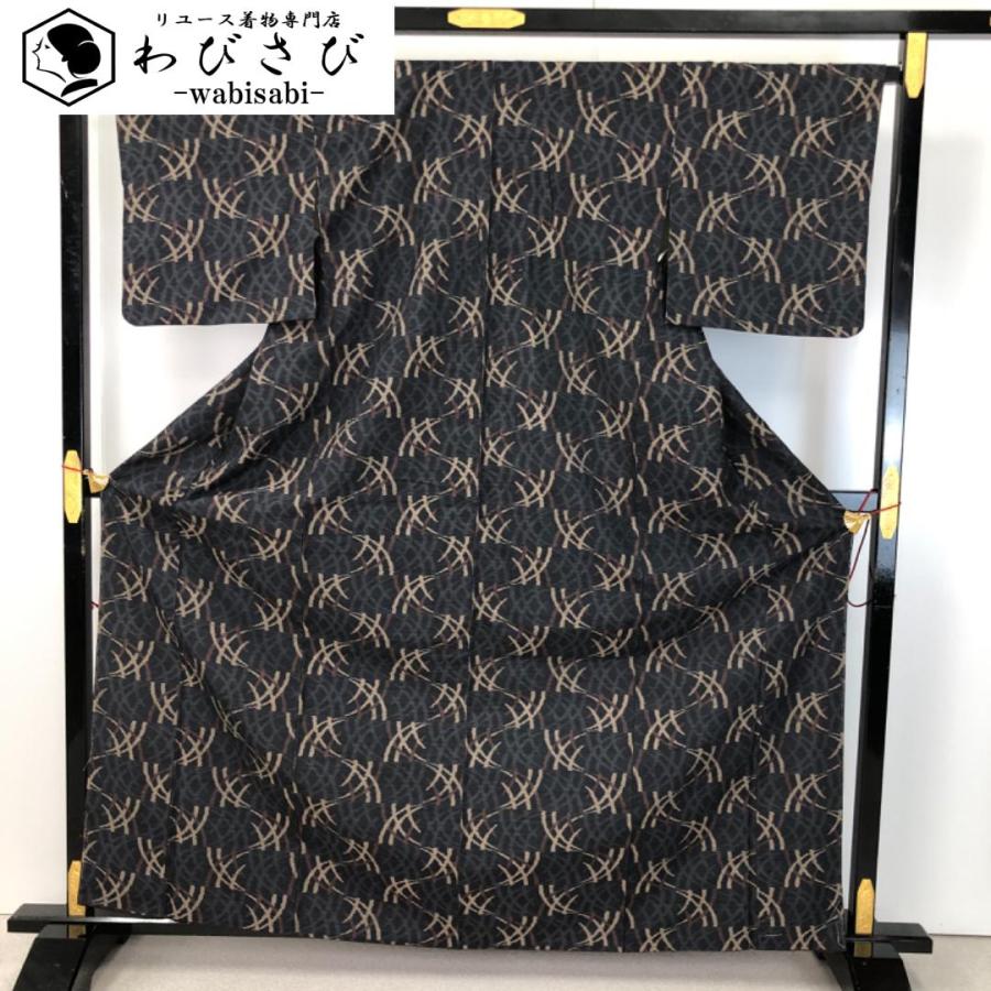 紬着物 抽象曲線模様 伊勢丹お誂え 紺鼠色 K-4643 着物 きもの kimono 和服 和装 中古 リサイクル着物 【送料無料】 : リユース着物わびさび Yahoo!店 - 通販 ...