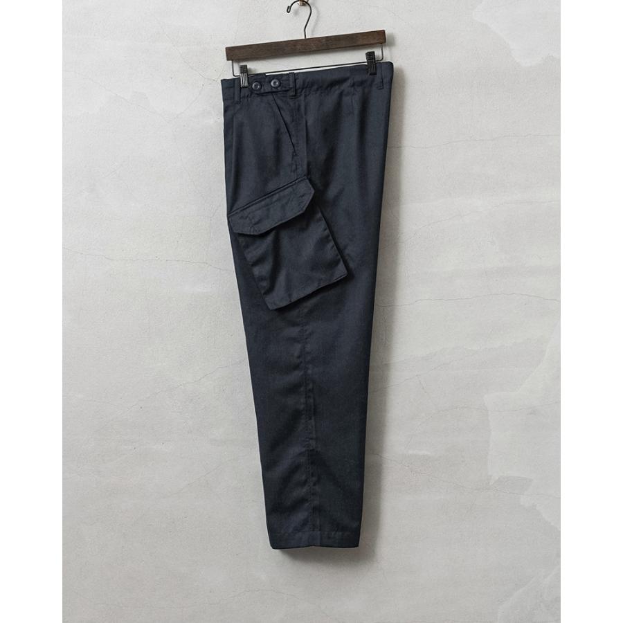 MILITARY（ミリタリー） 実物 USED イギリス軍 ROYAL NAVY RIG22 FR オペレーショナル アラミド カーゴパンツ ...