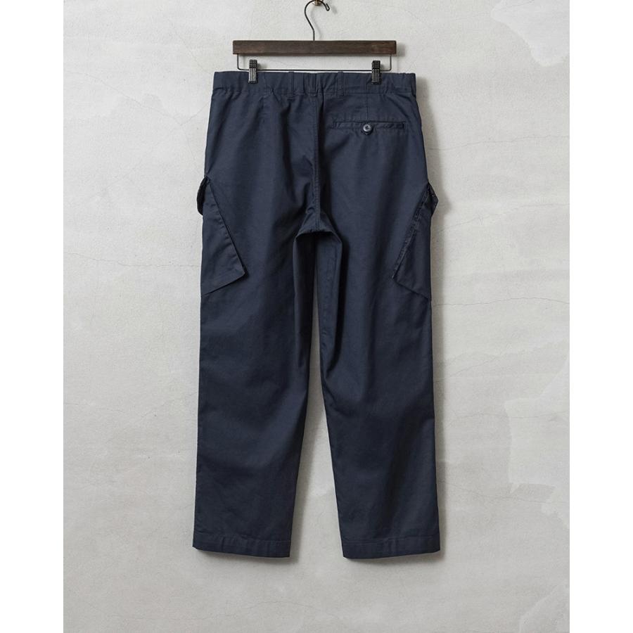 MILITARY（ミリタリー） 実物 USED イギリス軍 ROYAL NAVY RIG22 FR T/C カーゴパンツ スラントポケット ...