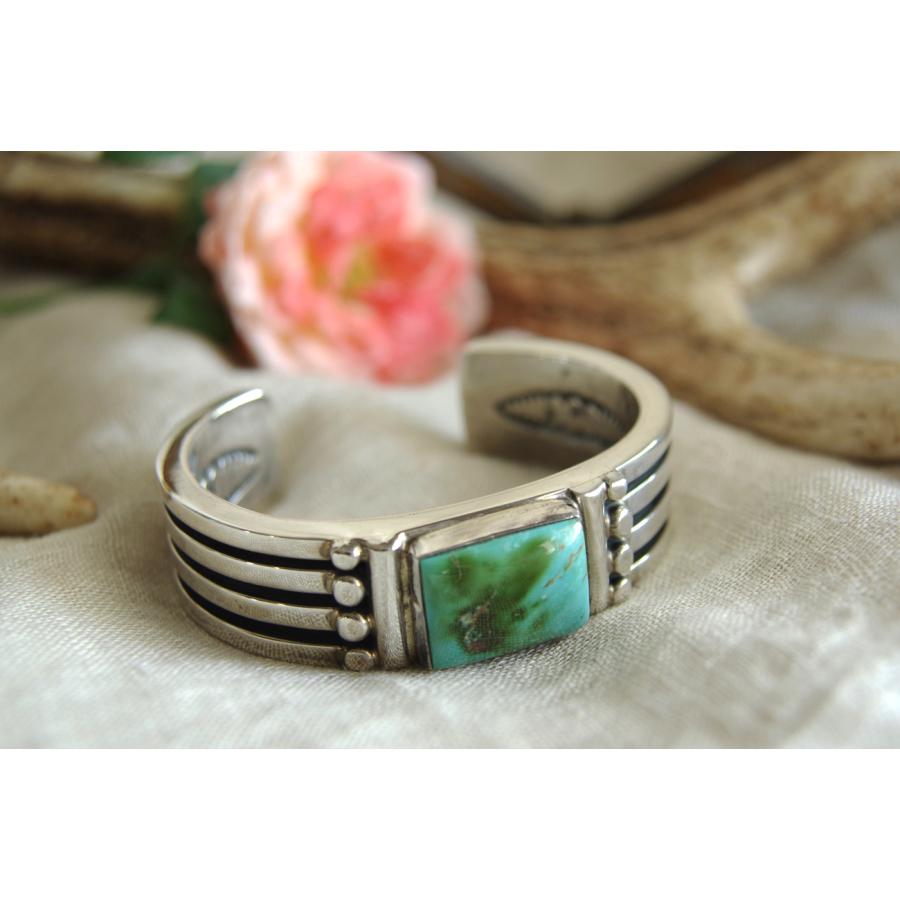 インディアンジュエリー ターコイズ / Orville Tsinnie 4 Channel Bracelet (M) (SJ_10) : WALL CRAFT - 通販 - Yahoo!ショッピング