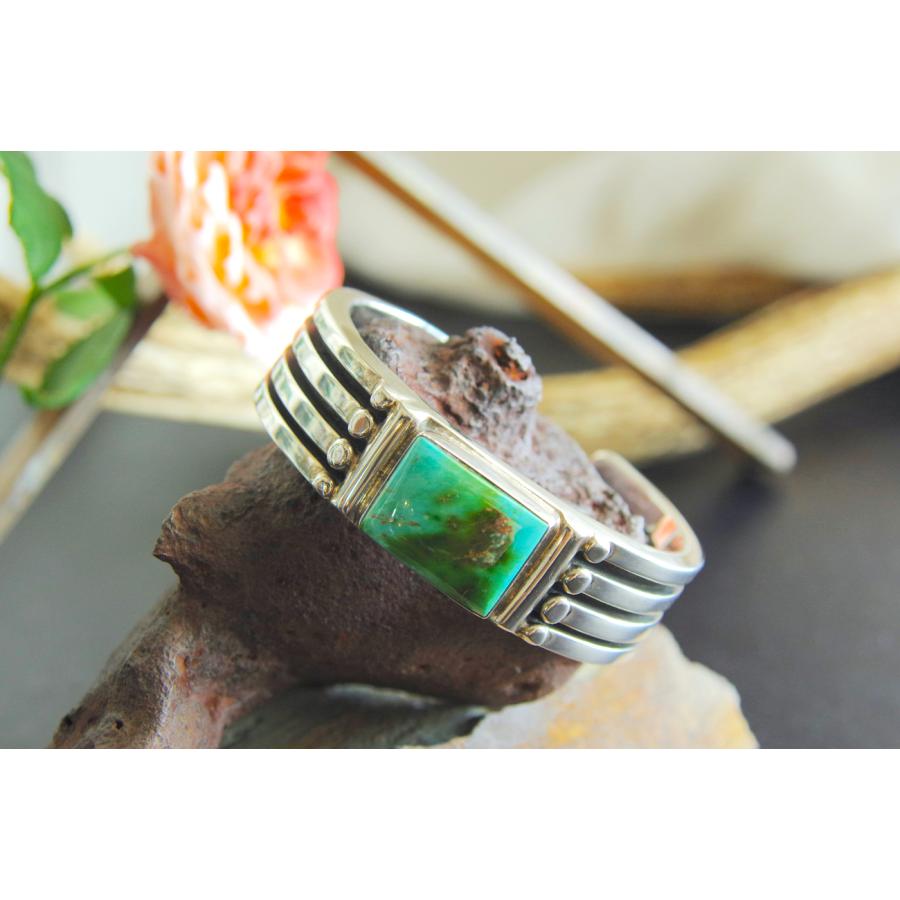 インディアンジュエリー ターコイズ / Orville Tsinnie 4 Channel Bracelet (M) (SJ_10) : WALL CRAFT - 通販 - Yahoo!ショッピング