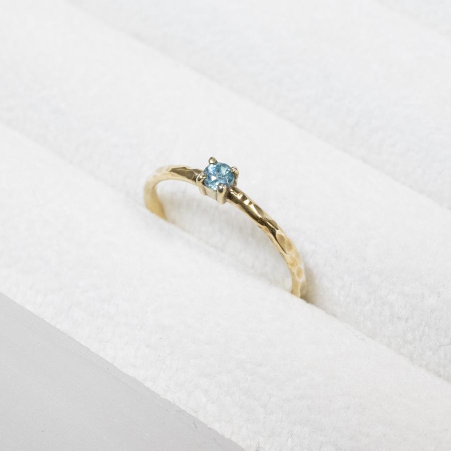 ブルージルコン ラウンド3mm K18GPゴールドプレーンリング 1.5mm幅 槌目 sv｜FA-1075 : WAS KNOT WAS Yahoo!店 - 通販 - Yahoo!ショッピング