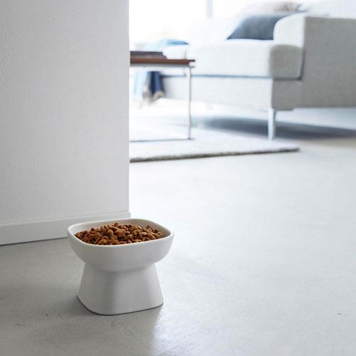 山崎実業 食べやすい高さ陶器ペットフードボウル タワー tower ホワイト 1779 : webby shop - 通販 - Yahoo!ショッピング