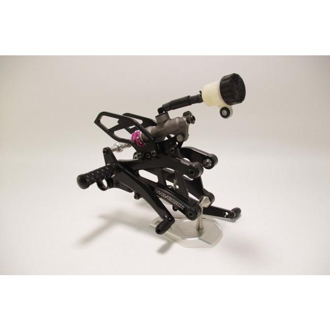 MAVERICK（バイク） MAVERICK マーヴェリック バックステップキット カラー：ブラック YZF-R6 YAMAHA ヤマハ ...