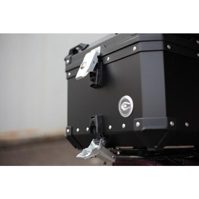 COOCASE クーケース Q3 アルミトップケース 65L カラー：シルバー :25655037:ウェビック1号店 - 通販 - Yahoo!ショッピング