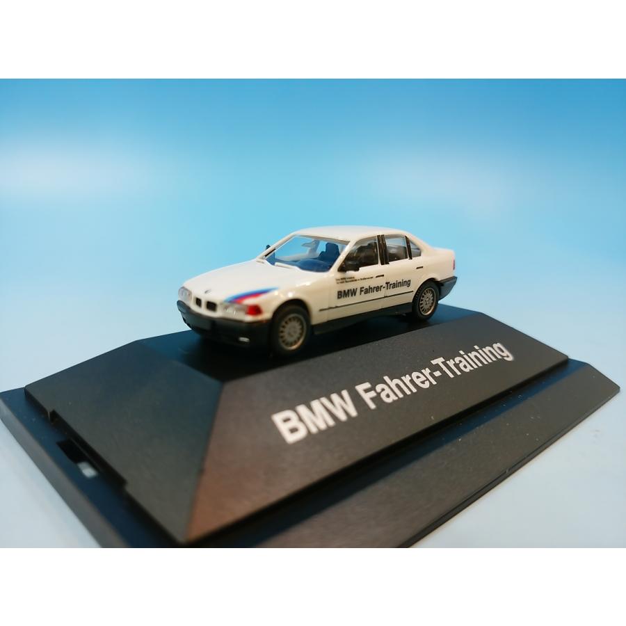 BMWディーラーモデル 1/87 BMW 318 Fahrer-Training : 2467 : ウエストポイント京都Yahoo!店 - 通販 - Yahoo!ショッピング