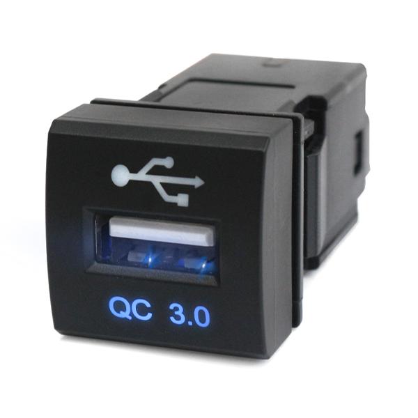 ю 【メール便】 トヨタ カローラクロス ZSG10/ZVG11/15 R3.9〜 高速充電 USBポート スイッチホール カバー トヨタD ...