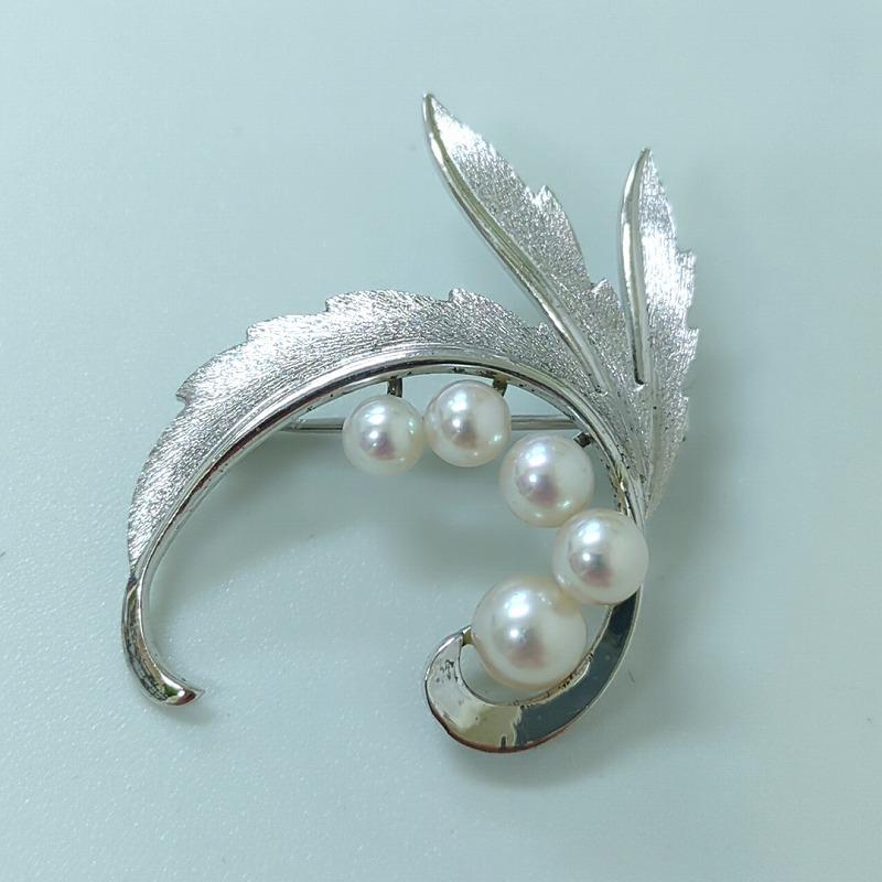 MIKIMOTO ミキモト パール ブローチ シルバーカラー : 040127y : willmart - 通販 - Yahoo!ショッピング