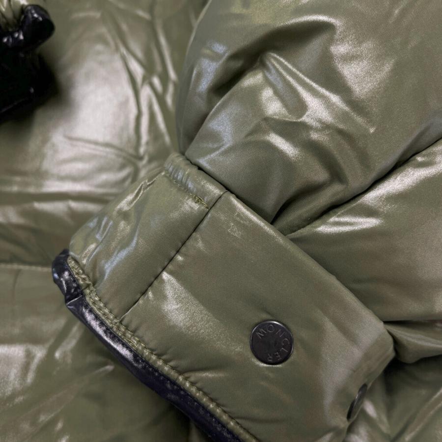 MONCLER 新品同様 モンクレール FRAGMENT HANRIOT ダウン MONCLER 新品同様 モンクレール FRAGMENT HANRIOT ダウン