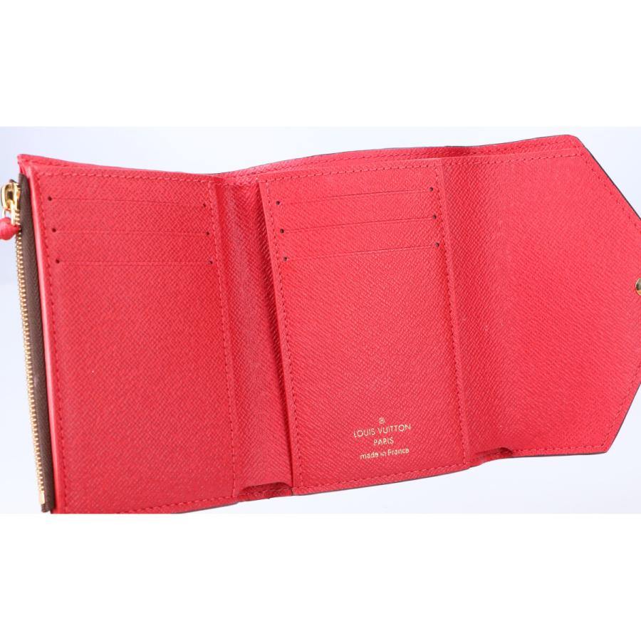 LOUIS VUITTON 16年限定 M62151 ワールドツアーポルトフォイユヴィクトリーヌ モノグラム/ステッカーデザインコンパクト ...