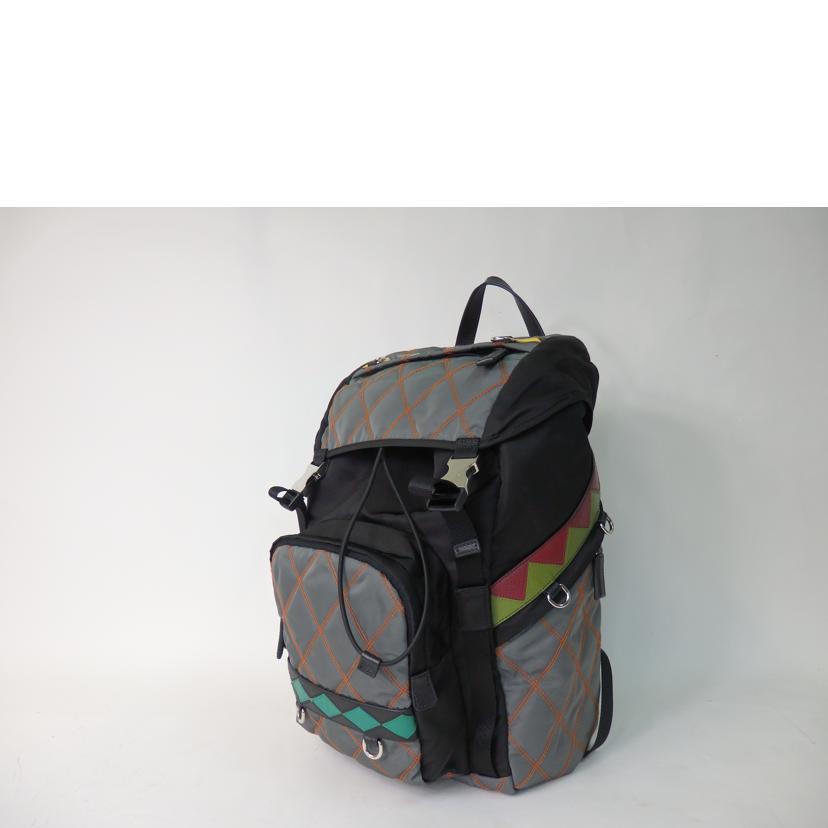 PRADA（プラダ） プラダ/バイカラー/ナイロンリュックサック/165/ブランドバック/Aランク/84【中古】 : ワンダーレックスヤフー店 ...