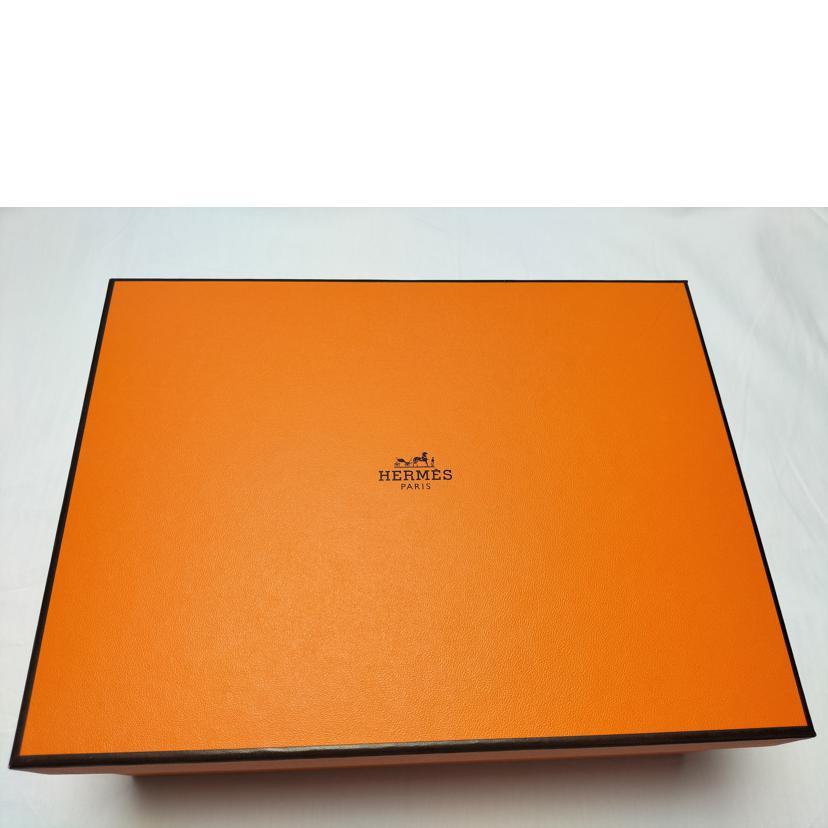 HERMES エルメス/シェーヌダンクル カップ&ソーサー ペア HERMES エルメス/シェーヌダンクル カップ&ソーサー ペア