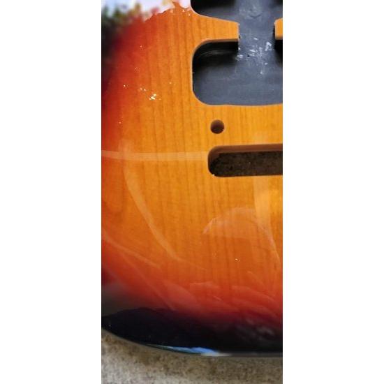 Fender Deluxe ストラトキャスター ボディ - Alder 3-Color Sunburst : 輸入楽器専門通販ショップ ...