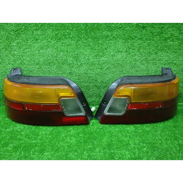 トヨタ トヨタ EP82/EP85 スターレット テールレンズ左右 10-53 33-13001 240802012 : ワールドピース ...