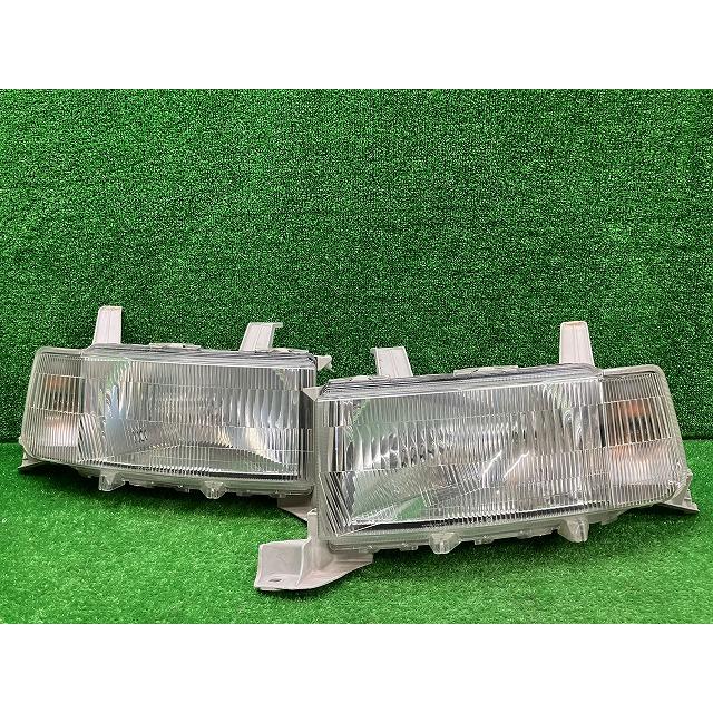 トヨタ NCP30/35 bB 前期 ヘッドライト左右 ハロゲン 52-032 レベ無 250201210 : ワールドピースショッピング - 通販 - Yahoo!ショッピング