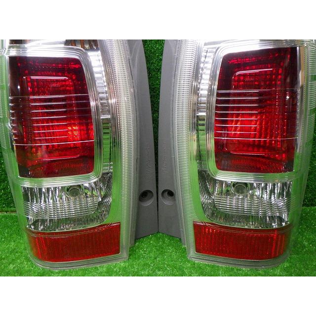 タント ダイハツ L455S L465S タントエグゼカスタム 前期 テールレンズ左右 D094 250321005 : ワールドピースショッピング - 通販 - Yahoo!ショッピング
