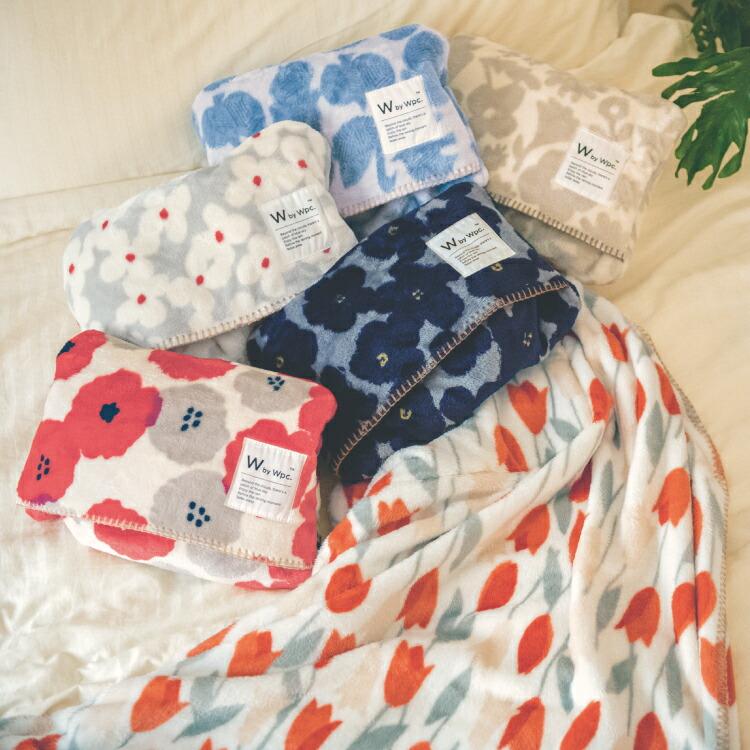 Wpc. Wpc.公式 Patterns クッションブランケット4way 毛布 北欧 ひざ掛け おしゃれ 膝掛け ブランド かわいい 可愛い ポンチョ 羽織り 腰巻き ふわふわ 洗濯 ...