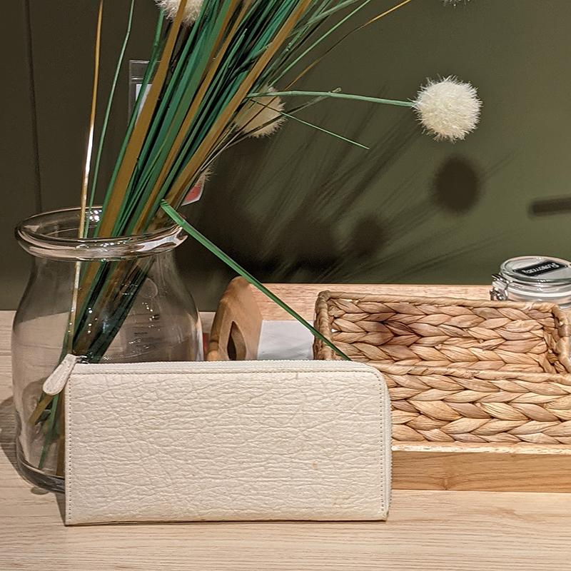 パイナップルから作られた長財布 財布 レディース メンズ ユニ パイナップルから作られた長財布 財布 レディース メンズ ユニ