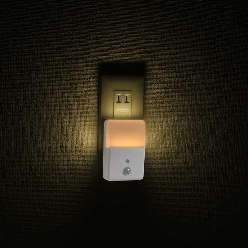 OHM オーム電機 LEDナイトライト 明暗人感センサー式 NIT-ALA6MJM-WN : コジマYahoo!店 - 通販 - Yahoo!ショッピング