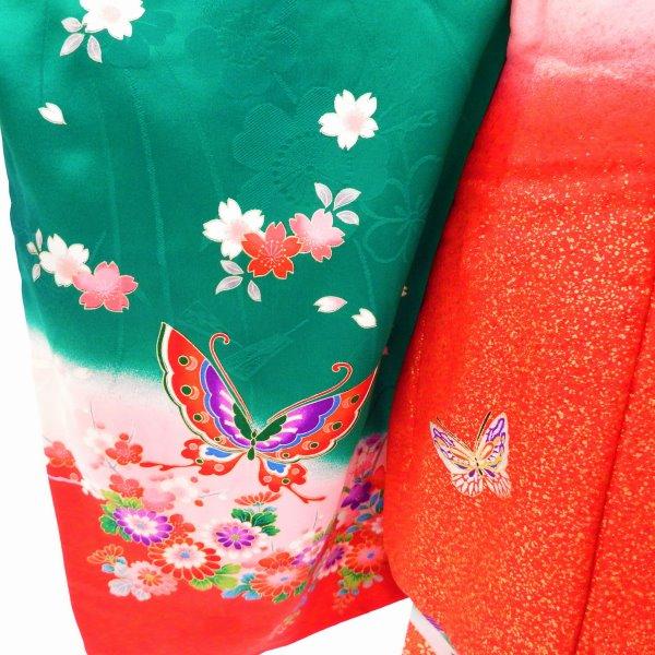 希少な表地正絹 3歳 着物フルセット 【中古】【販売】グリーン×レッド 鮮やかな古典柄に舞う蝶 髪飾りと着付け小物付き : 3-721 : 舞衣夢 - 通販 - Yahoo!ショッピング
