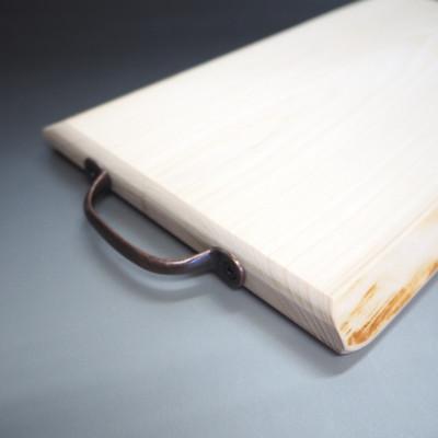 ふるさと納税 御坊市 キャンピングカーロゴがお洒落! 紀州ひのき 持ち手付き手作りまな板 (野口オートキャンプ場協力) : 1361354 ...