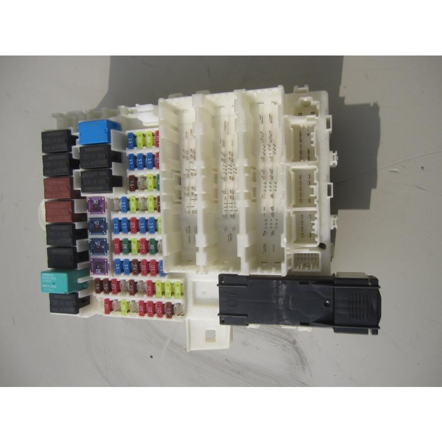 ☆34528☆フリード GB3 室内ヒューズBOX 38200-SYY-J01 : 有限会社 山田商店 - 通販 - Yahoo!ショッピング