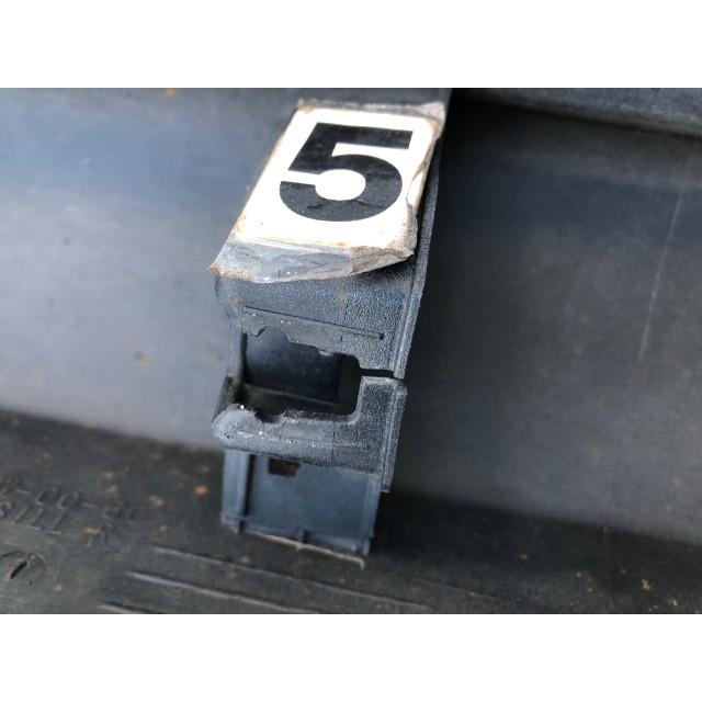 34654☆ステップワゴン RK1/RK2☆右サイドステップ☆NH731P 黒 : 有限会社 山田商店 - 通販 - Yahoo!ショッピング