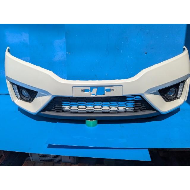 ☆35189☆フィット ハイブリッド GP5 Sパッケージ☆フロントバンパー フォグ・ディライト付 NH624P : 有限会社 山田商店 - 通販 - Yahoo!ショッピング