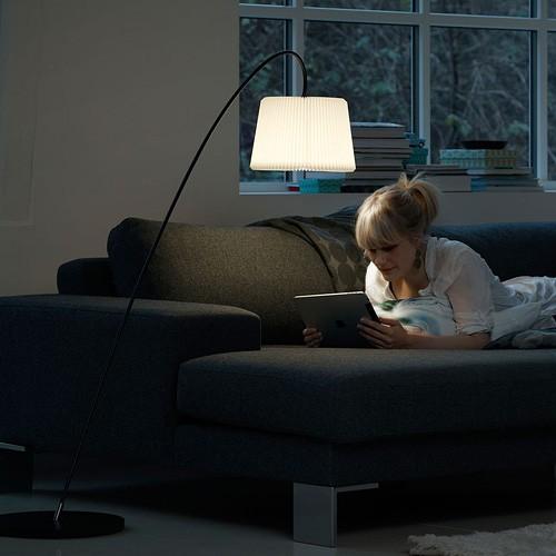 LE KLINT（レ・クリント）フロア照明 SNOWDROP FLOOR（スノードロップ）320M Plastic ホワイト :956KF320M:ヤマギワ - 通販 - Yahoo!ショッピング