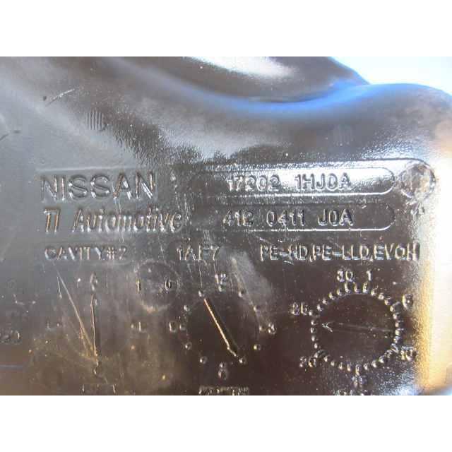 20258 K13 マーチ フューエル タンク :BL-200001205:ヤマサキパーツ3号店 - 通販 - Yahoo!ショッピング